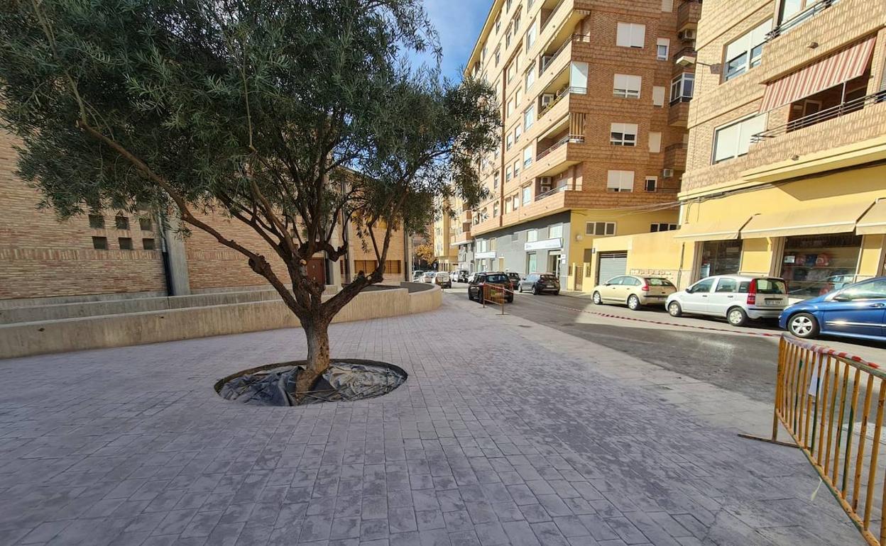 Obras en Elda | El Ayuntamiento de Elda mejora la accesibilidad en el entorno de la iglesia de ...